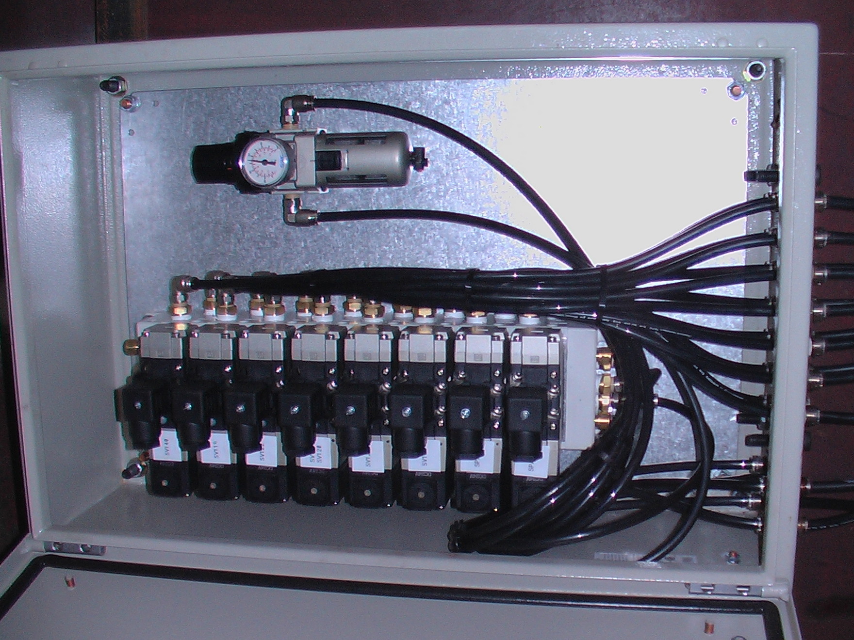 pneu-control-box - Alcaro Hydraulics | Hydraulics, Pneumatics, Light ...